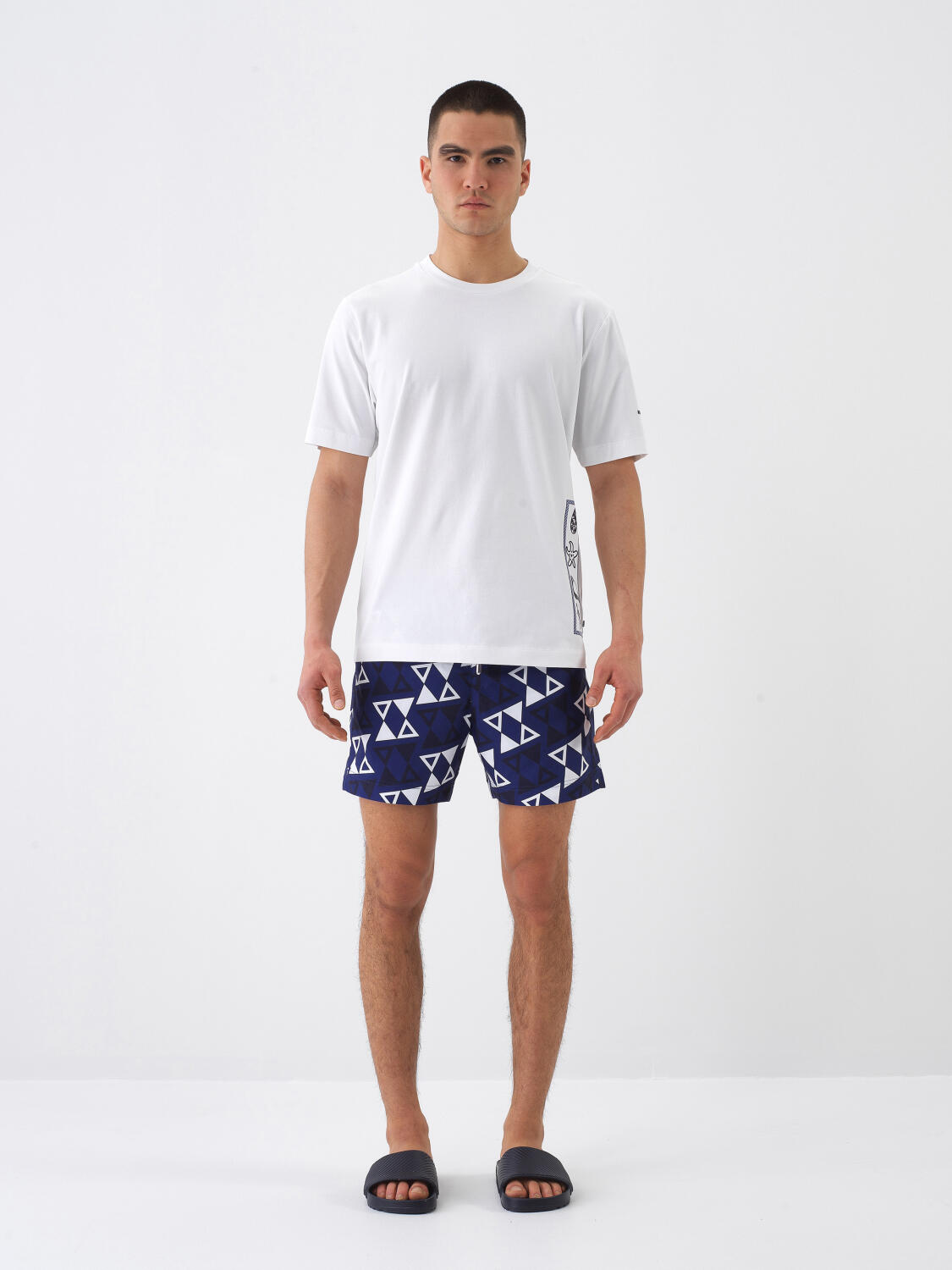 Beyaz Regular Fit Pamuklu Tişört 25YE02502226-02 - Xint